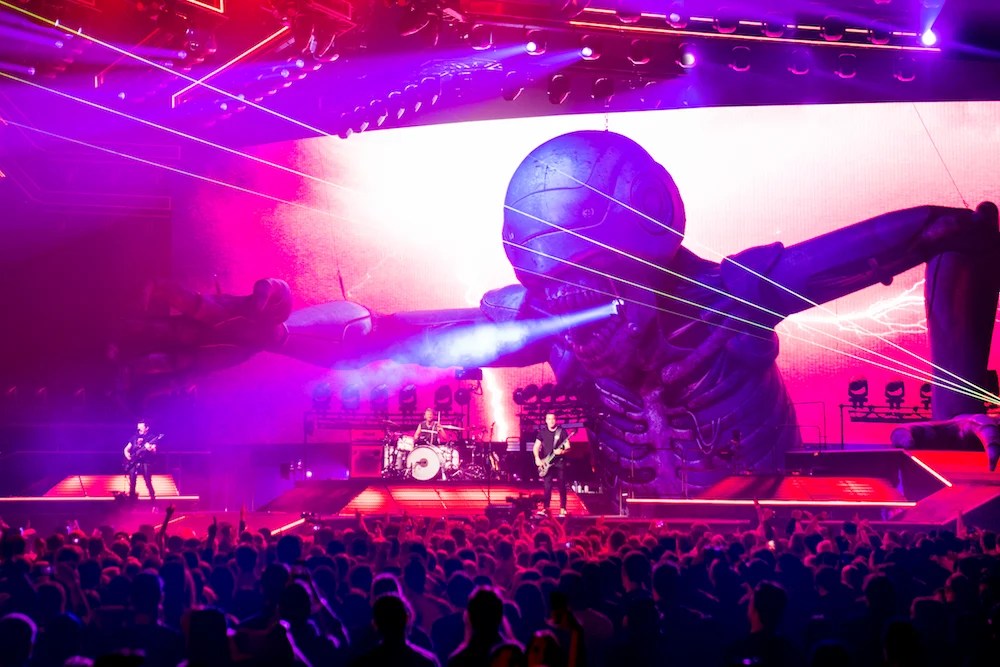 Music Rankings, Album Analysis, and Artist Discographies – Nightwalk